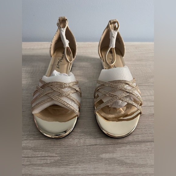 easy street | Shoes | Easy Streets Tarrah Gold Wedge Golden Sandals ...